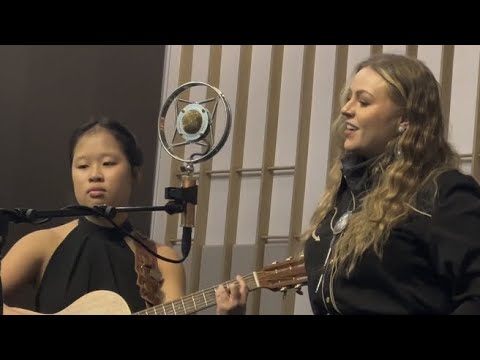 "Just a Closer Walk With Thee"🤠🎶 ️ with Brenna Morgan - YouTube