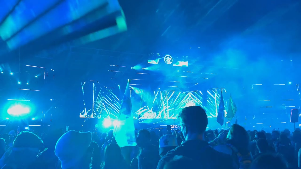 John Summit - Escape Remix - EDC Las Vegas 2024 - YouTube