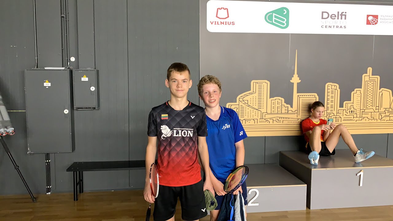 Badminton Lithuanian U15 BS Aapo Puhakka vs. Daniel Leonovič (LT) - YouTube