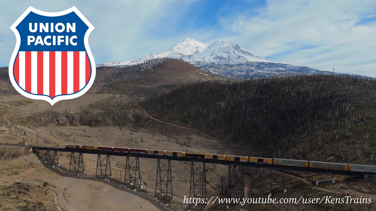 Union Pacific Manifest Train at Dry Canyon Trestle and Mt. Shasta, Weed ...