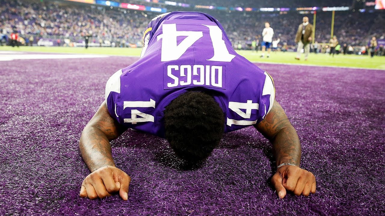 Minnesota Vikings Pull Off The Minnesota Miracle - YouTube