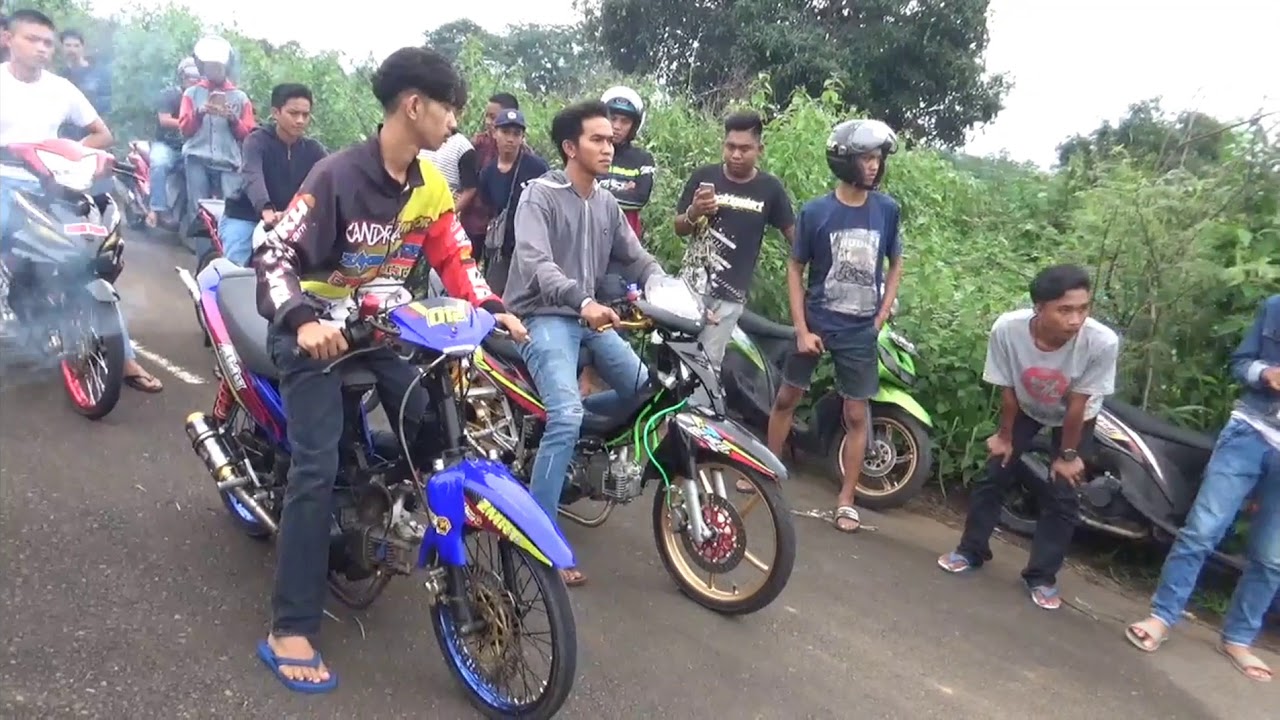 mantap arena balap liar jalur 2 jalber 300M mirip dengan daerah jawa ...