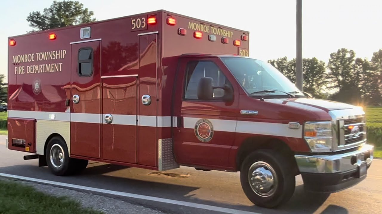 Monroe Township Fire Department Medic 503 Responding for a Transport ...