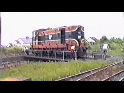 Irish Rail 121 Class - Mullingar Turntable - July 1992 - YouTube