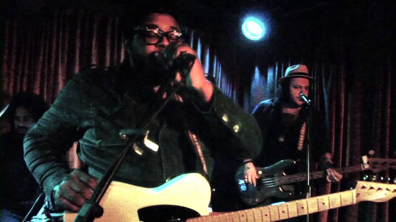 Kalu James - Love Blues (Live @ Stay Gold) - YouTube
