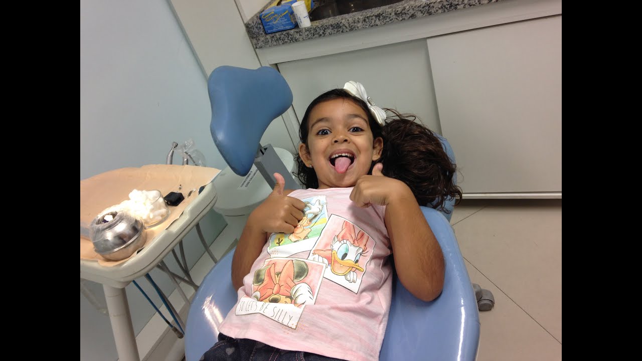 DIA DE DENTISTA - DUDA MAIS OU MENOS CORAJOSA - YouTube