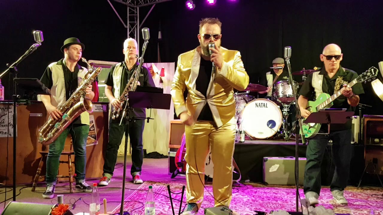 Rock 'N' Roll Roulette - YouTube