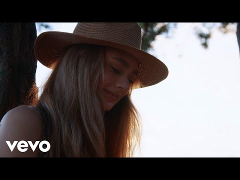 ZenoiX - “Under Your Light” | Retro Italo Disco Anthem | 80s Emotional Vibes 2026