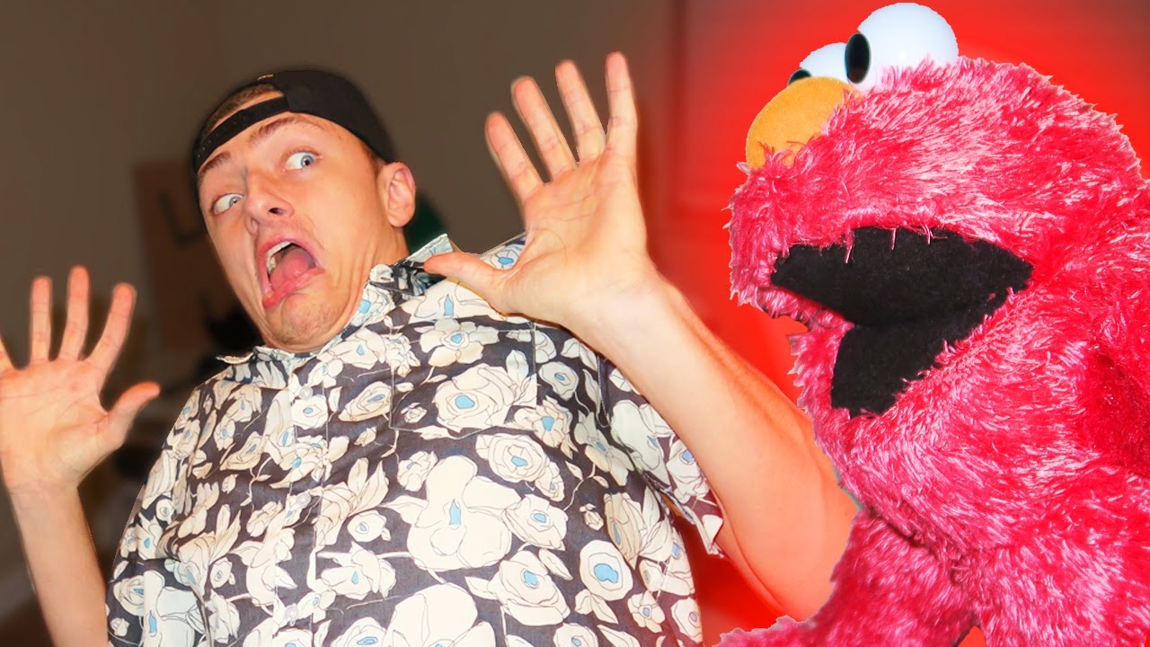 Elmo and Kermit the frog hang out with Best In Class - YouTube