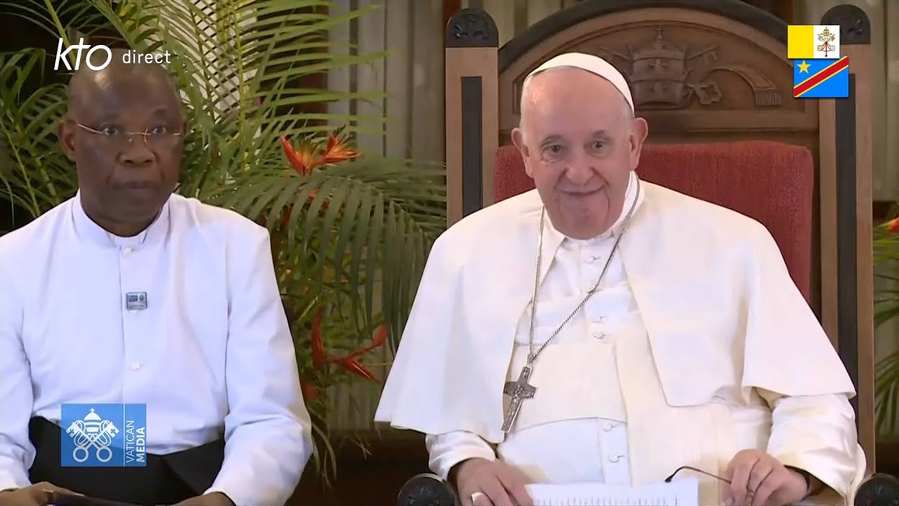 Rencontre du pape François avec des représentants d'oeuvres caritatives ...