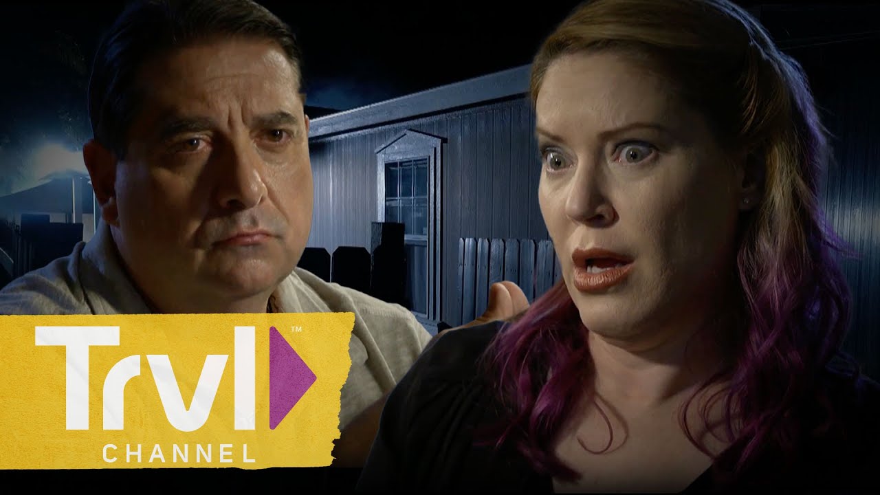 Daughter Being HAUNTED by Aliens | The Dead Files | Travel Channel ...