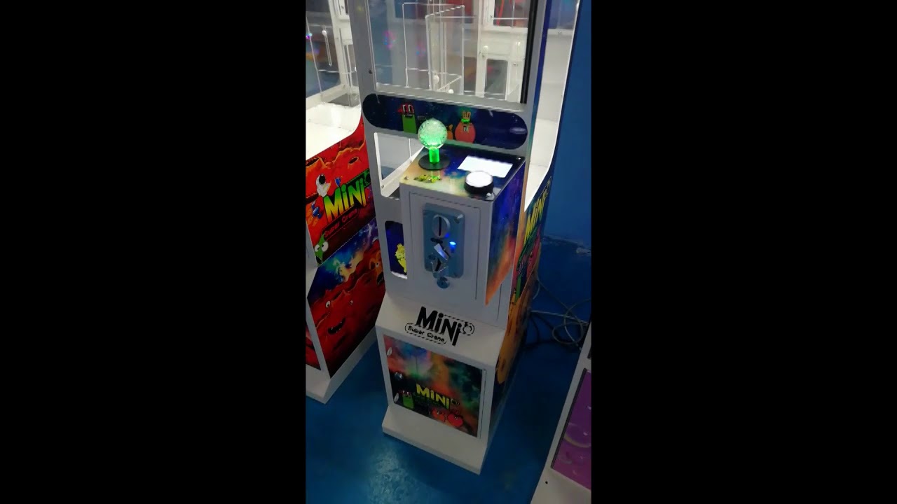 Neofuns Super Mini Crane Machine Mini Toy Claw Machine - YouTube