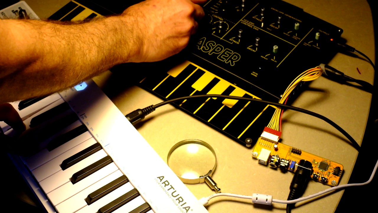 Jasper Wasp with JasperIN MIDI interface - YouTube