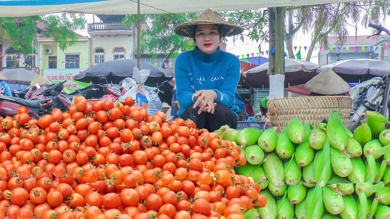 60 Days of Harvesting Agricultural Products Bringing To The Market To ...