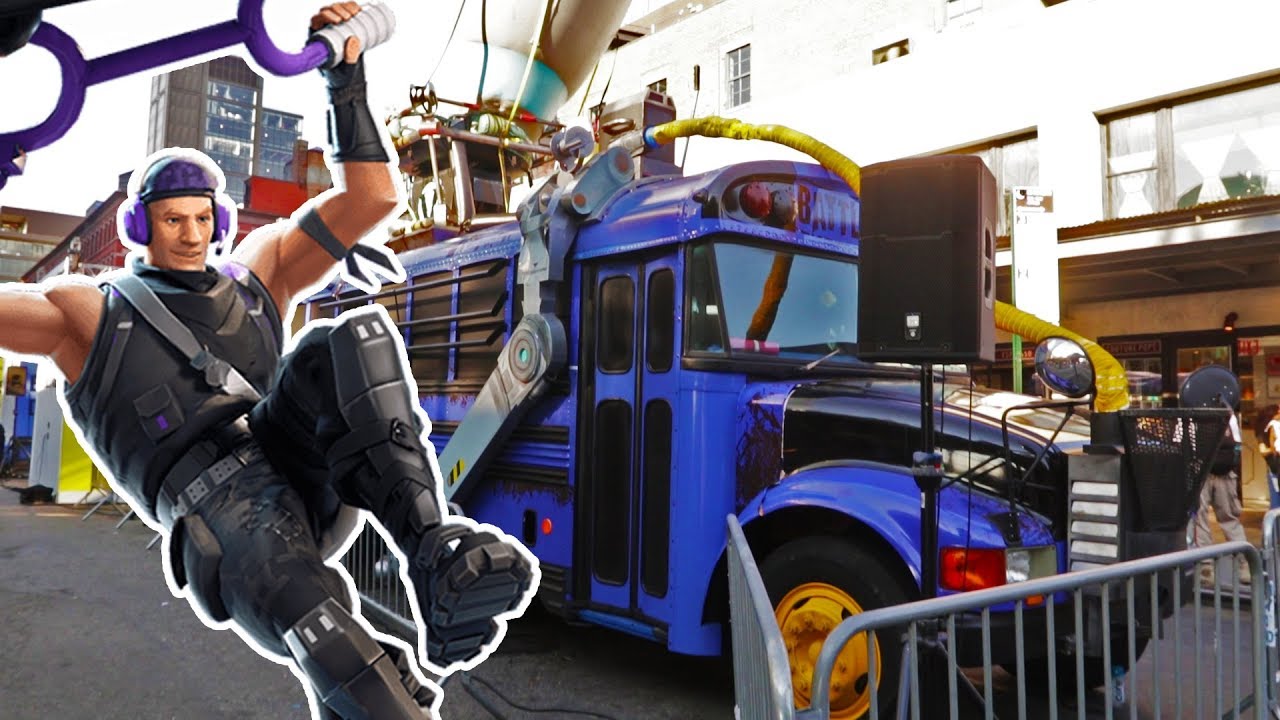 FORTNITE BATTLE ROYALE IN REAL LIFE! NYC! - YouTube