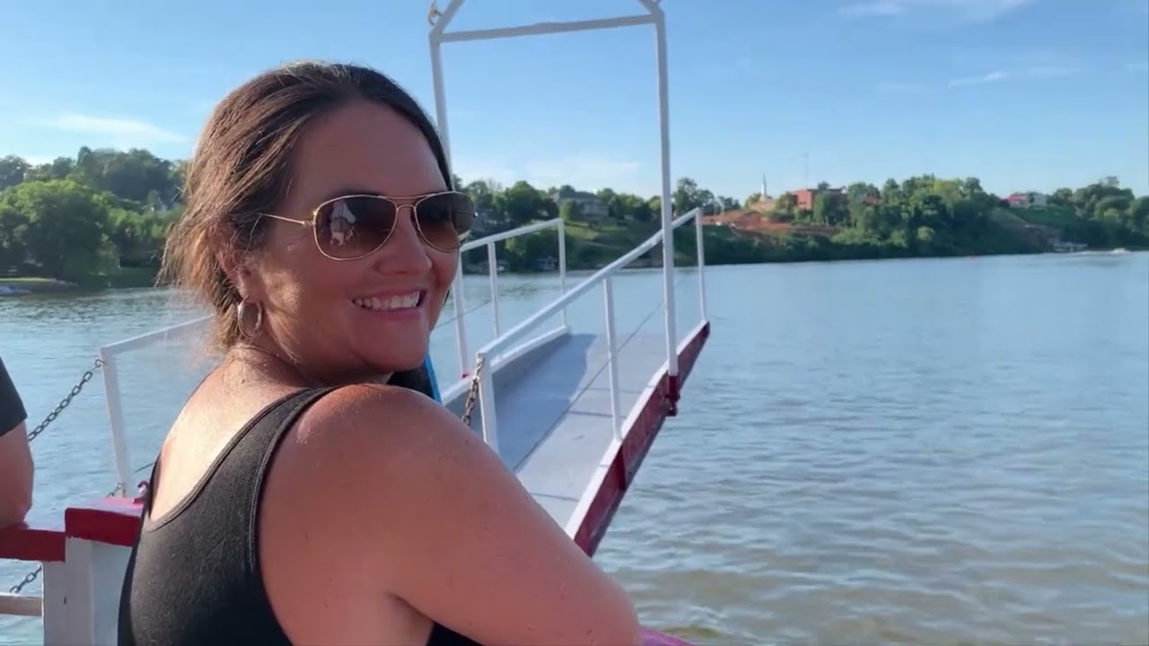 Tennessee's Riverboat, The Star of Knoxville - YouTube