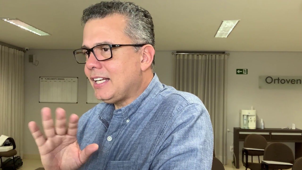 Por quanto tempo o paciente precisa usar a mascara de tração reversa ...