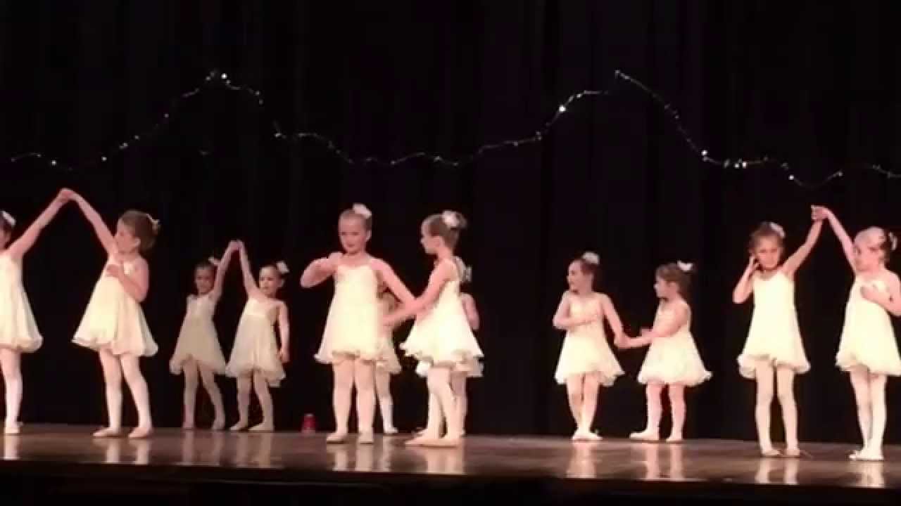 Jillian's first dance recital - YouTube