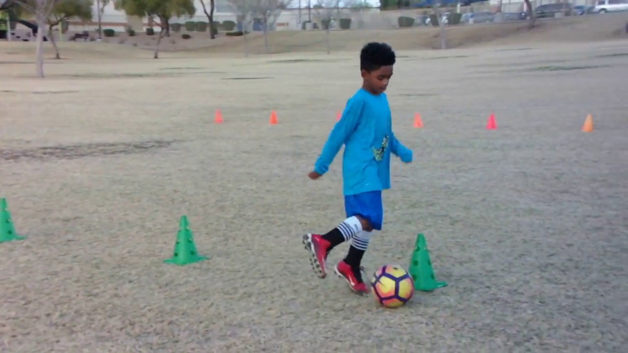 My Team Dribbling thru a cone Slalom - YouTube