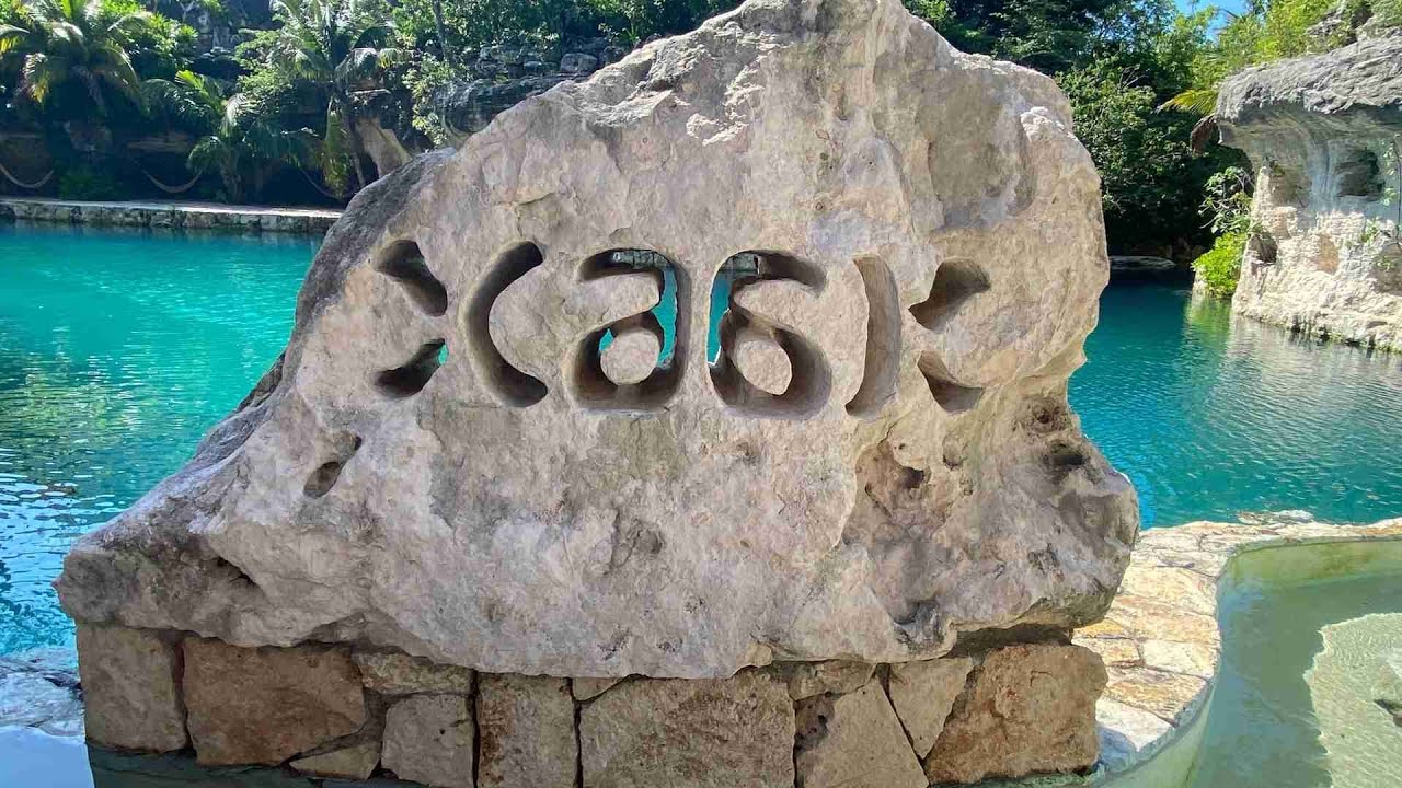 Xcaret Arte - Xaak Restaurant - YouTube