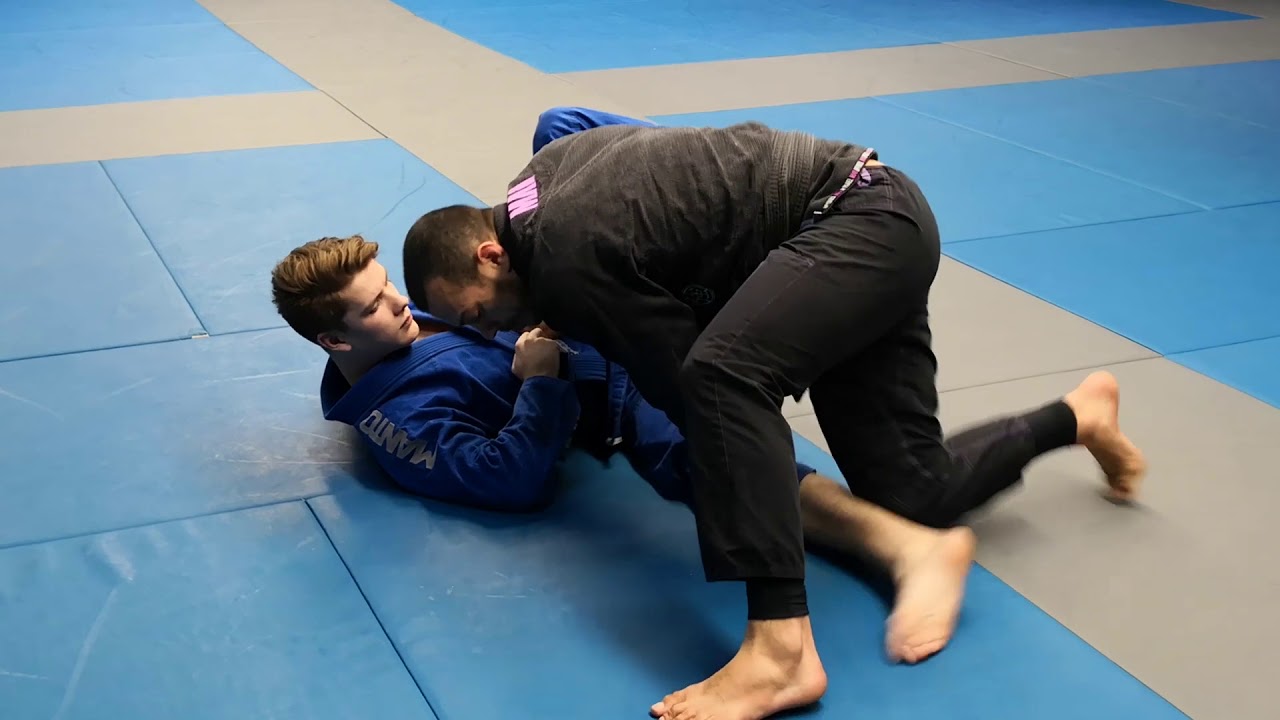 Pummeling inside leg position from top RDLR and single X (Lachlan Giles ...