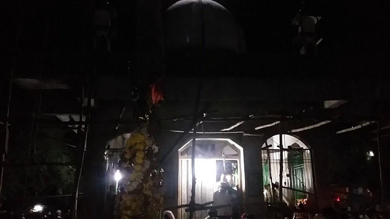 Hazrat Syed lal Shah Urf moula baba Dargha in Amas - YouTube