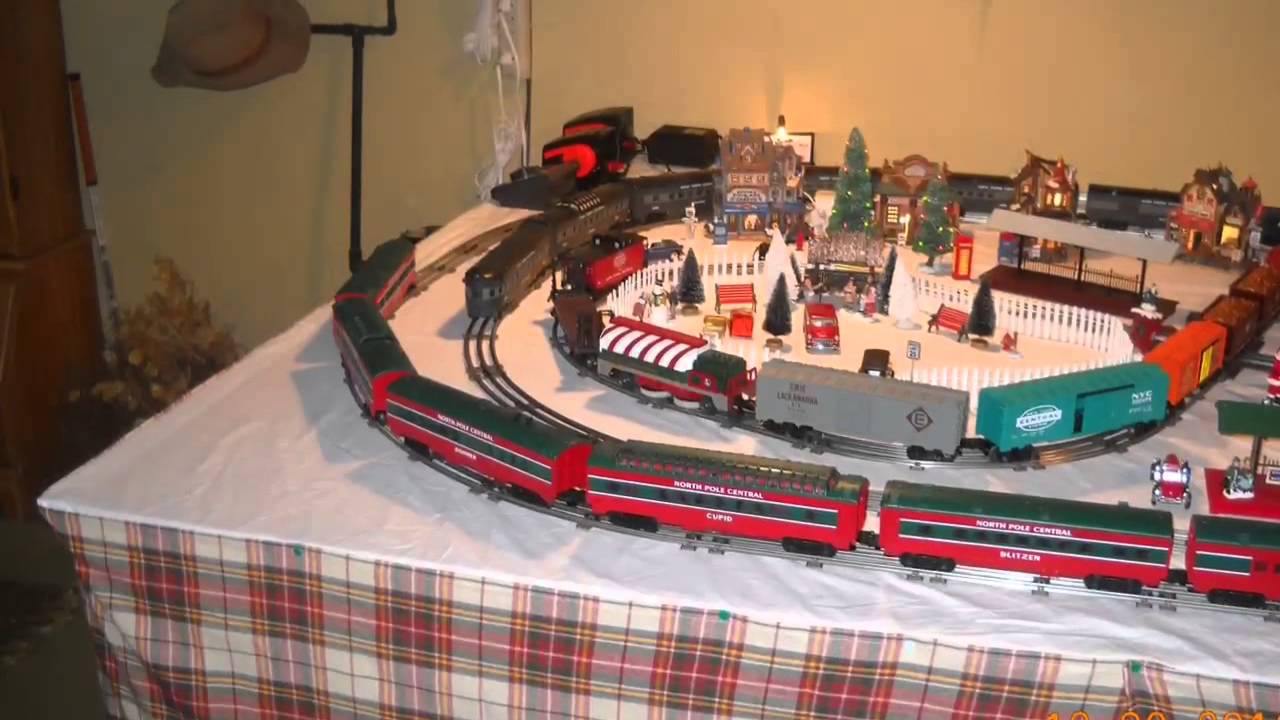 Christmas Trains 2011 - YouTube