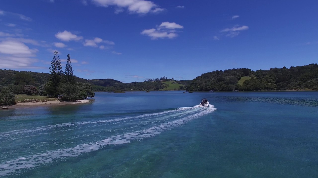 Drone-ando 27 Wenderholm, New Zealand - YouTube