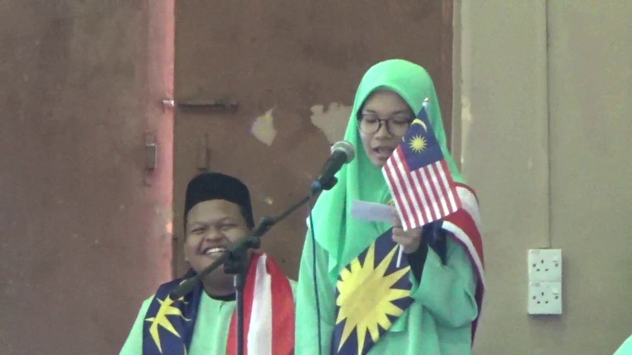 PERSEMBAHAN PUISI SEMESTA MERDEKA 2019 - YouTube