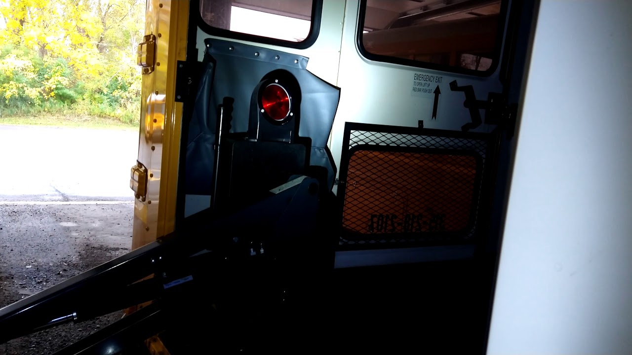 2018 IC CE Cummins ISB Wheelchair Lift Operation - YouTube