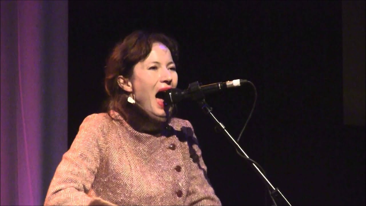 performance poetry -vocal effects and technique - YouTube