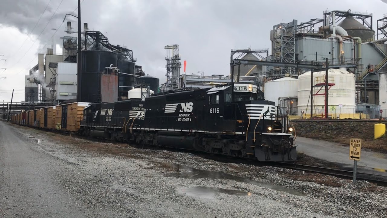 Norfolk Southern trains inside Paper mill - YouTube