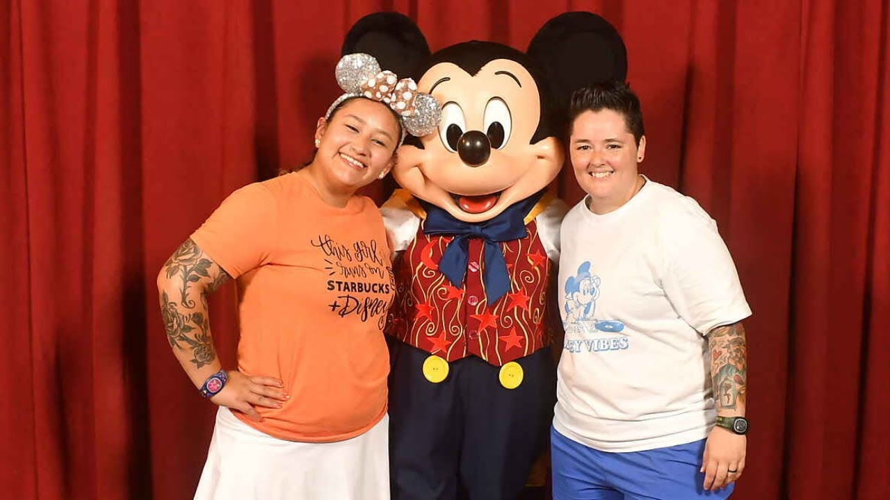 Magic Kingdom| riding Thunder Mountain Tron Lightcycle Run & meeting ...