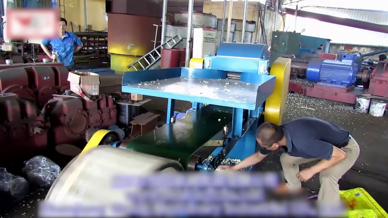 Hemp straw and fiber processing - YouTube