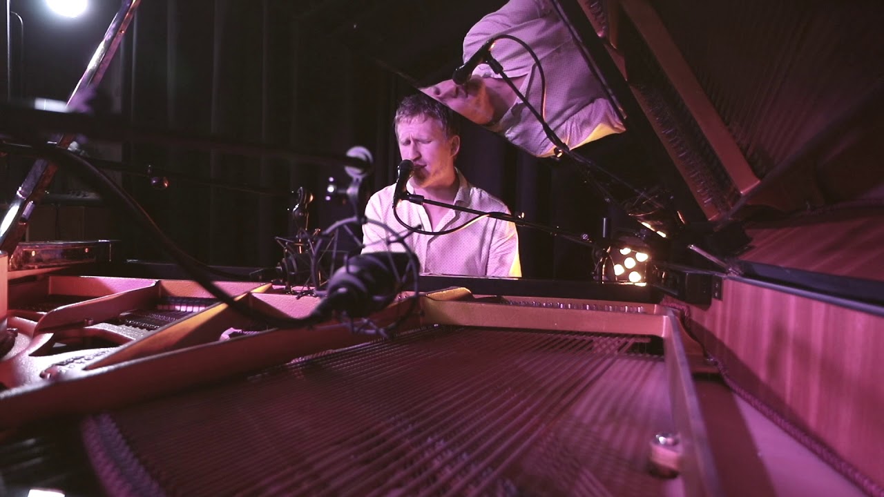 Erik Brinkman - Wonderful Tonight - YouTube