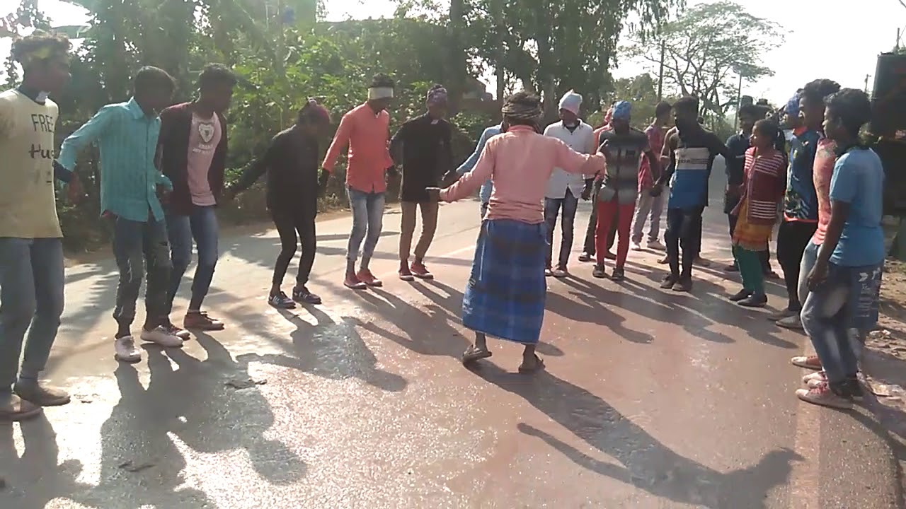 Sadri dance - YouTube