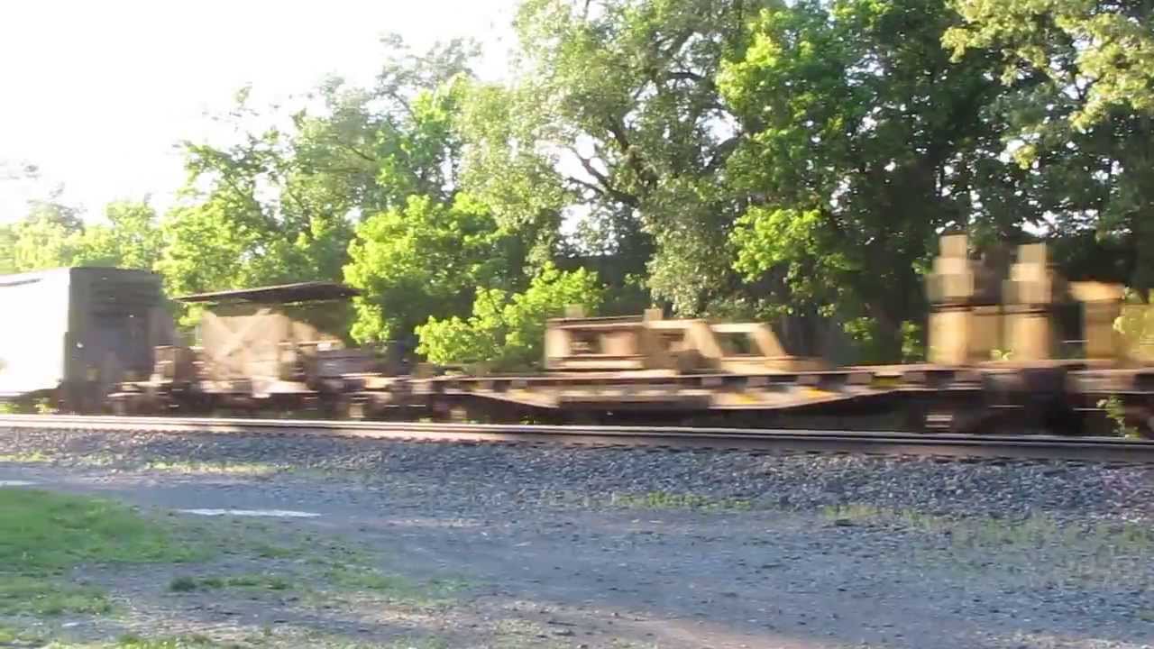 CSX work train with caboose and lone C40-8 @ Fairport NY! - YouTube