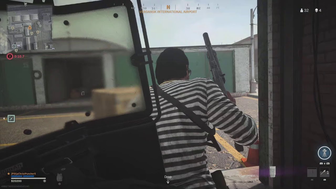 Dominating Verdansk with a riot shield. Juggernaut v riot shield fight ...