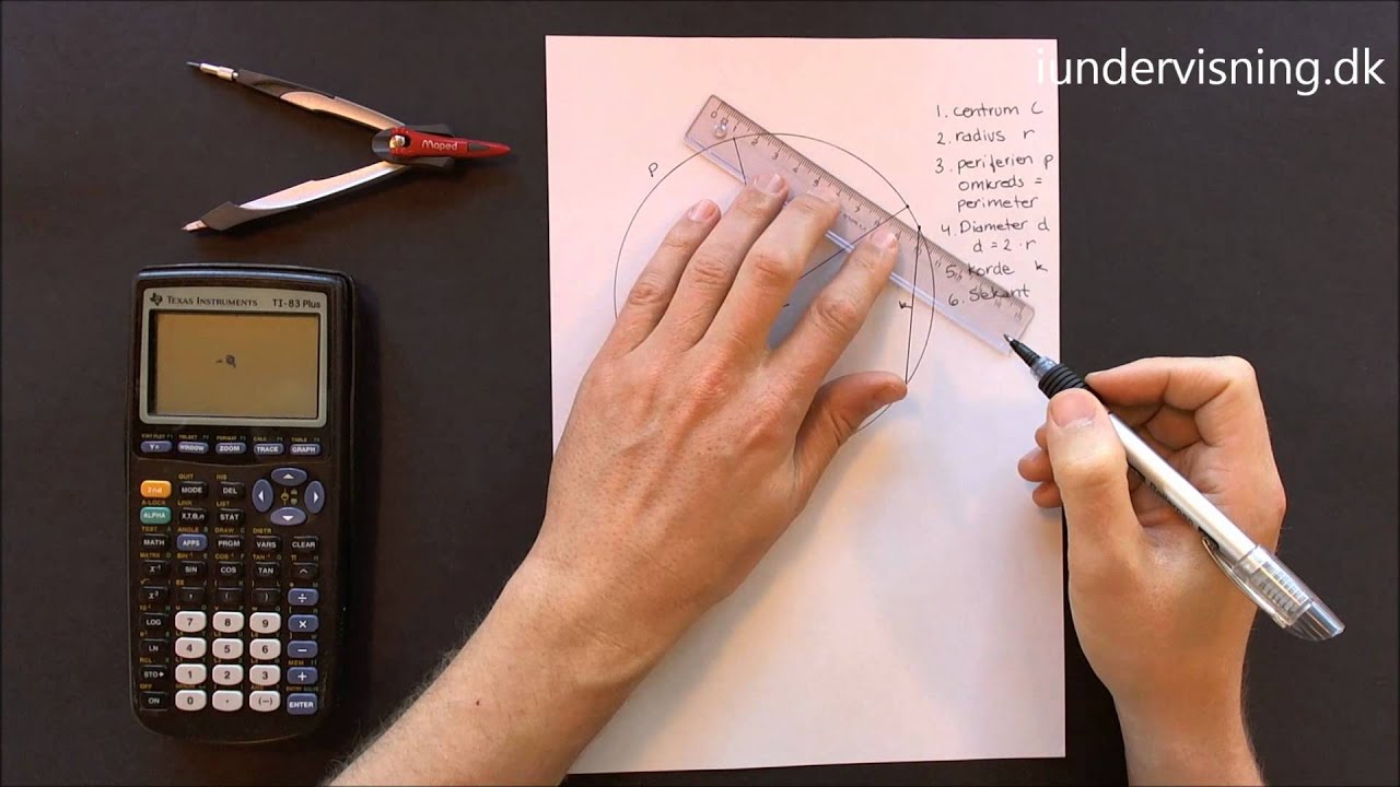 Områder og linjer i og omkring cirklen, samt areal og omkreds af en ...