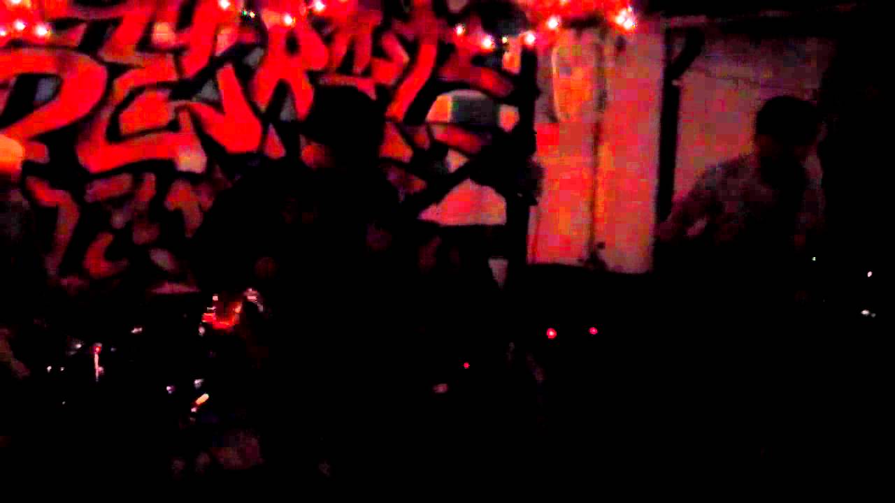 Bleeding Fractals @ Secret Art Space - YouTube