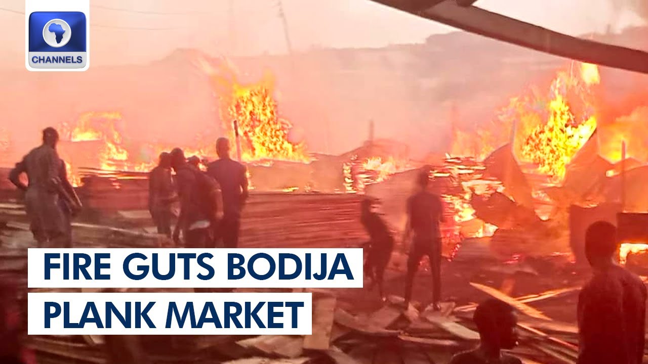 Fire Guts Bodija Plank Market In Ibadan - YouTube