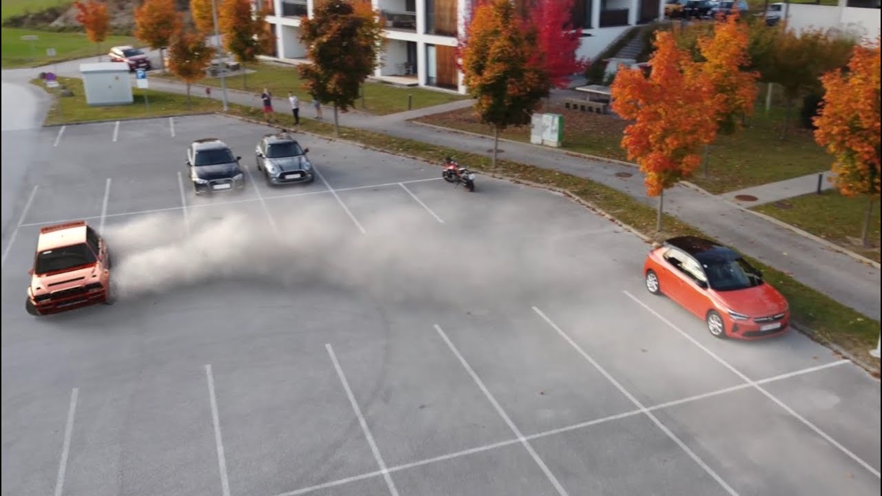 Drifting Car in Empty Parking Lot | Houdini - YouTube
