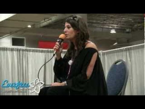 Nicole Oliver panel ANIMATE! Miami 2017 - YouTube