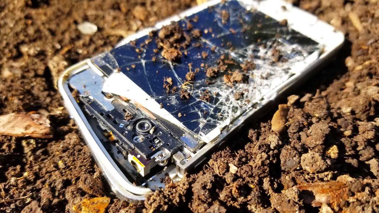 Restoring Smashed And Destroyed iPhone 4S - YouTube