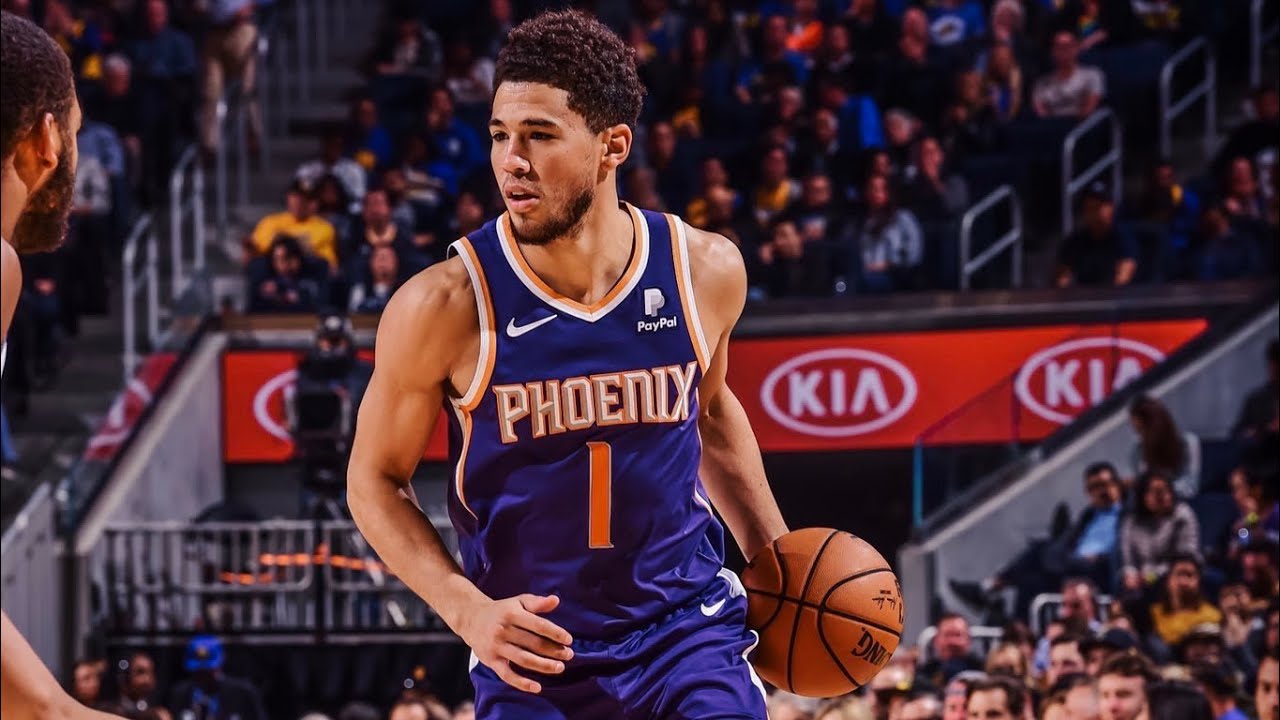 Devin Booker plays Call of Duty Modern Warfare (HITS A CLEAN SHOT ...