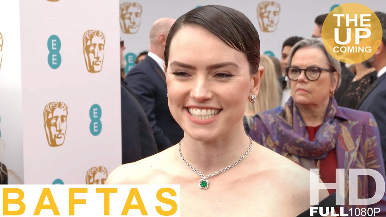 Daisy Ridley on fangirling Julia Stiles, Ariana DeBose, Stephen Graham ...