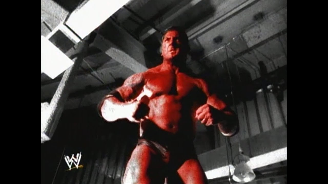 Batista's 2005 Titantron Entrance Video feat. "Animal" Theme [HD] - YouTube