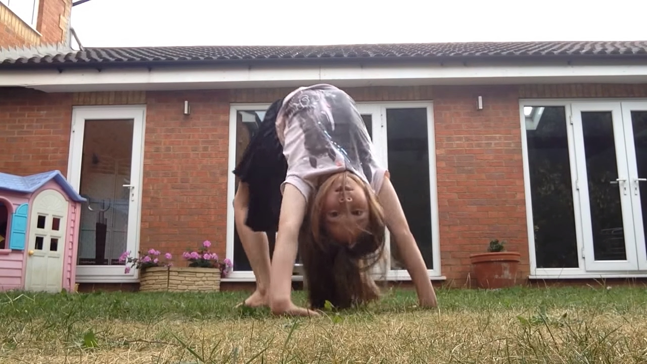 Gymnastics, Backbend, walking hands and feet (Part 1) - YouTube
