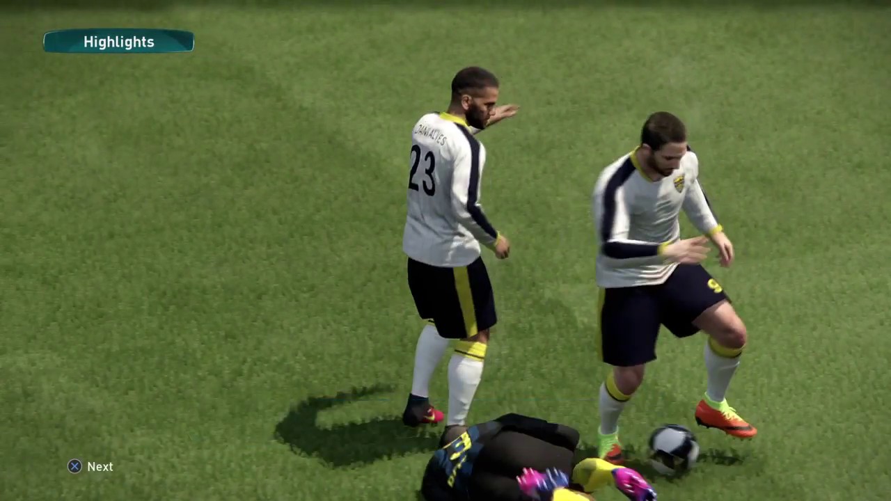 Let's Play PES 17 - Become a Legend Part 39 - YouTube