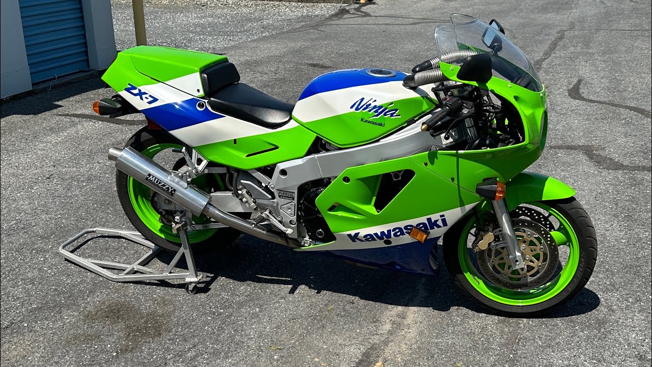 1989 Kawasaki H1 ZX7 Ninja - YouTube